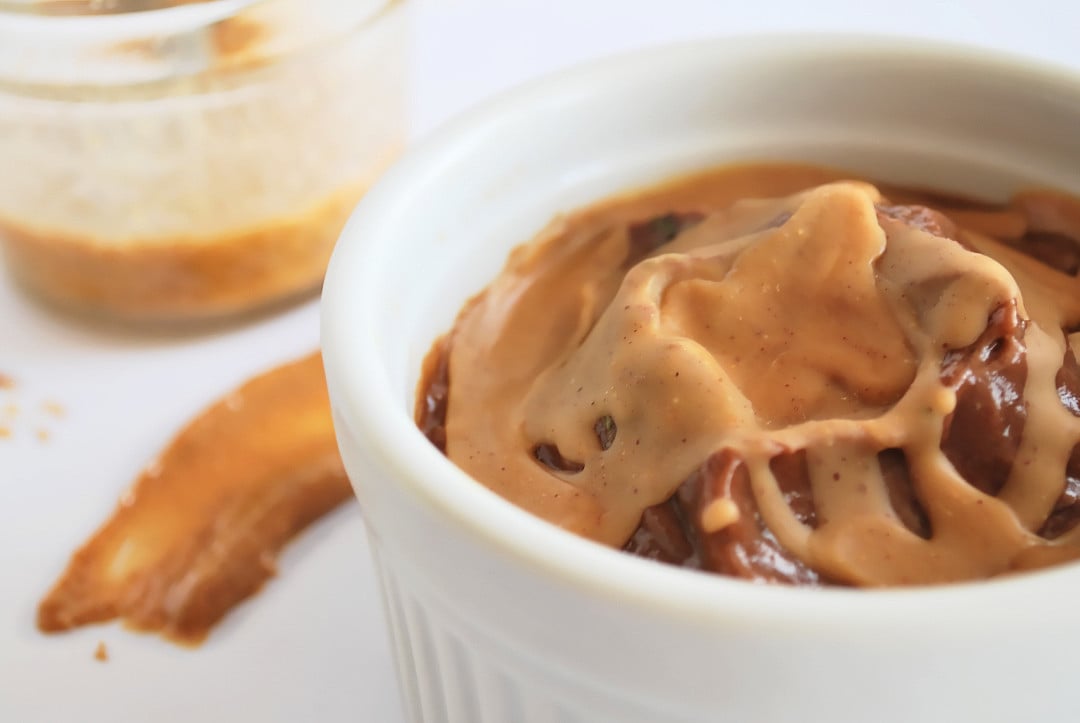 Peanut Butter Magic Shell - Fooduzzi