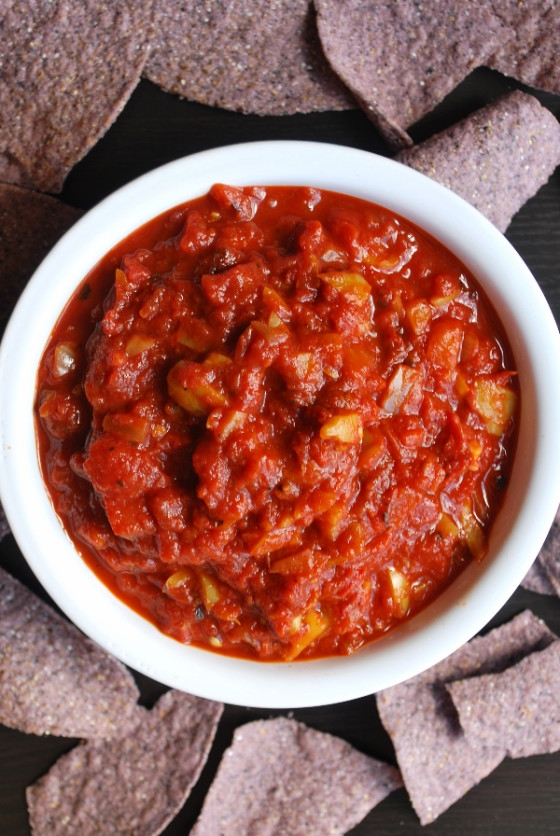 Sweet and Spicy Game Day Salsa - Fooduzzi
