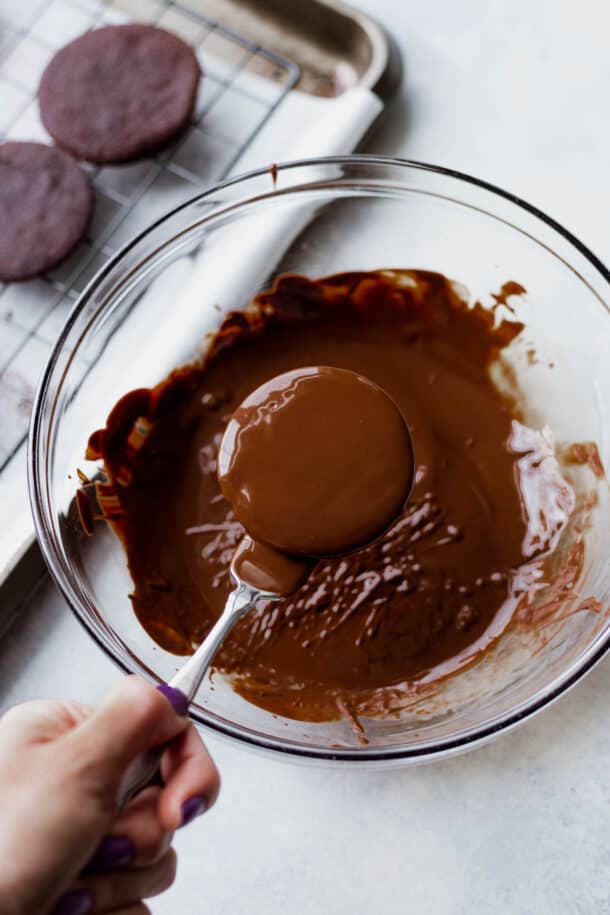 One Bowl Vegan Thin Mints - Fooduzzi