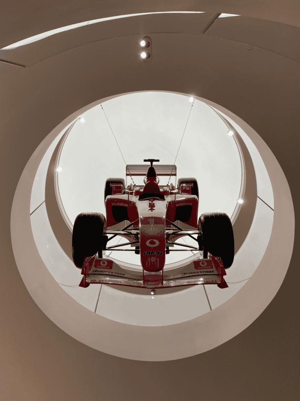 ferrari-f1-store-milano - Fooduzzi